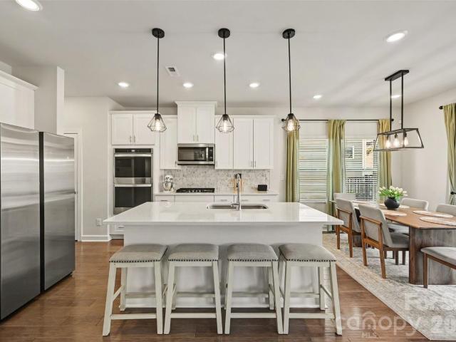 374 Hyssop Court