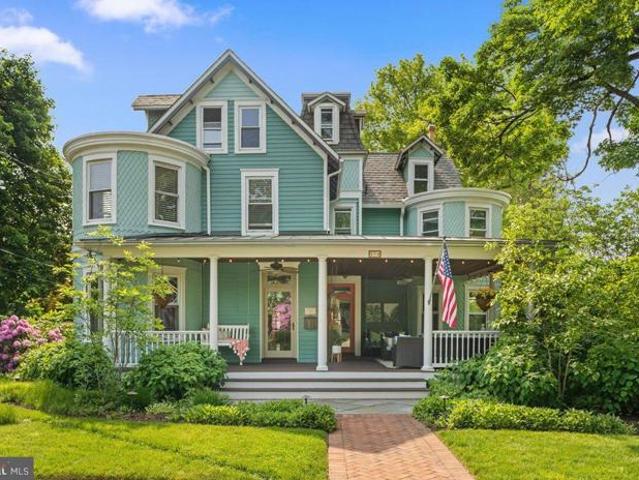 374 Maple Ave, Doylestown, PA 18901