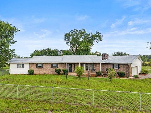 374 NE Magnolia Rd, Branford, FL 32008