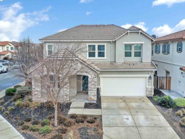 374 Parkfield Way, Oakley, CA 94561