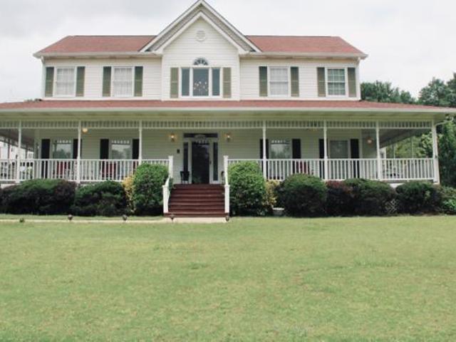 374 Williams Lake Rd, Powder Springs, GA 30127