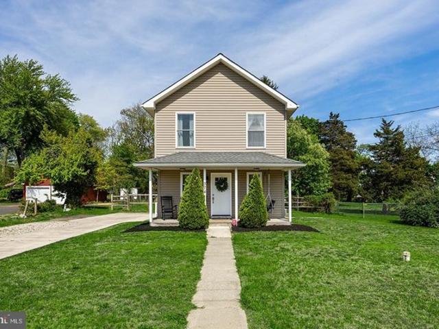 374 Tansboro Rd, Berlin, NJ 08009