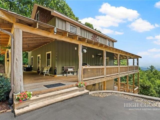374 Tinys Mountain Dr, Deep Gap, NC 28618
