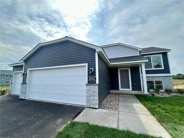 37547 Greenway Ave, North Branch, MN 55056