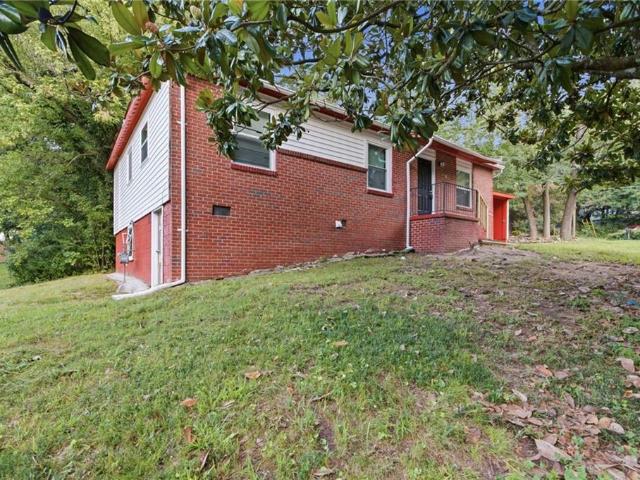 3754 Clovis Court NW