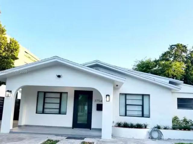 3754 SW 27th Ln, Miami, FL 33134 MLS A11763626