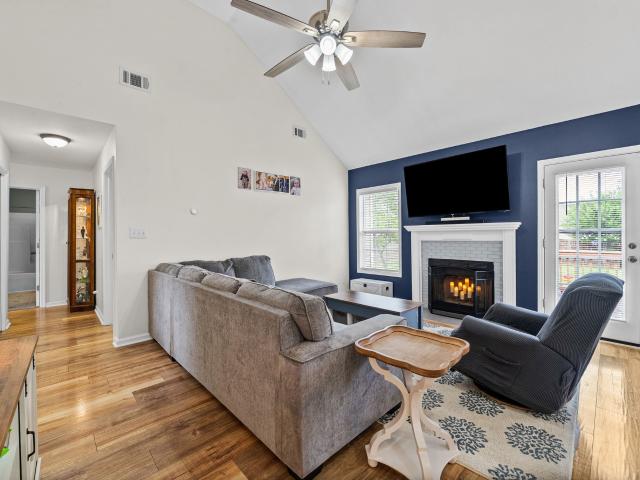 3755 Cindy Jo Dr N