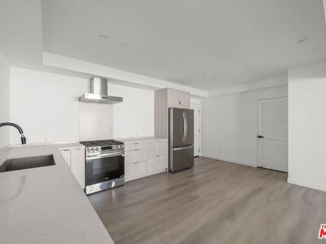3755 S Canfield Avenue 301