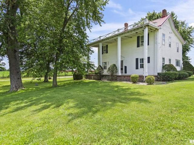 3755 Timber Ridge Dr, Cantrall, IL 62625
