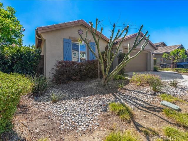 37568 River Oats Lane