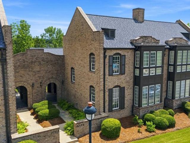 3756 Village Center Way, Hoover, AL 35226