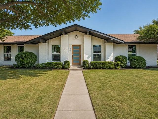 3757 Blue Trace Ln, Farmers Branch, TX 75244
