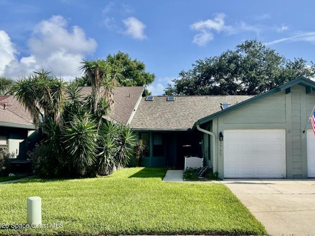 3757 Sawgrass Dr, Titusville, FL 32780