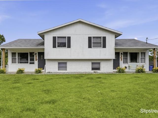 3758 Newcastle Dr SE, Grand Rapids, MI 49508