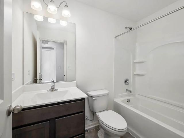3758 Bissel Drive