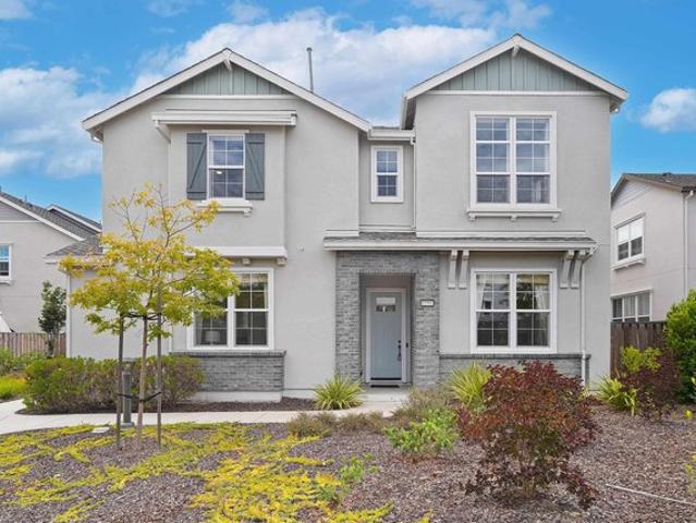 37592 Sea Bank St, Newark, CA 94560