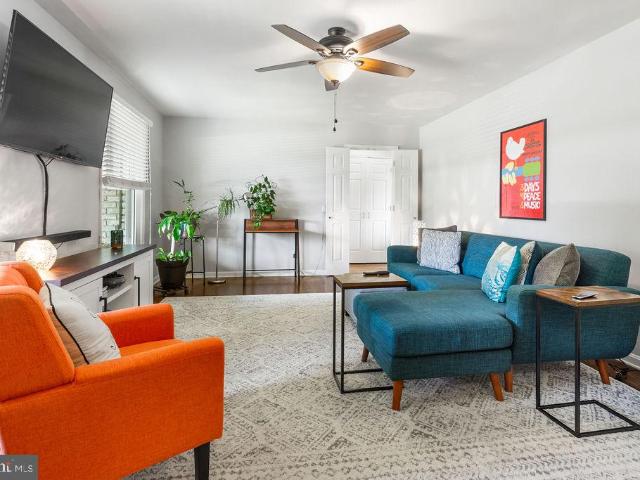 3759 Cayuga Lane