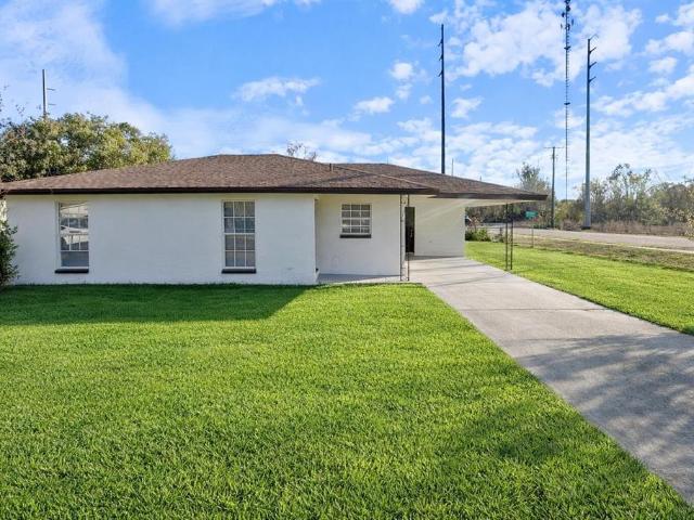 37502 Oakview Cir, Dade City, FL 33523 | MLS #O6376 | Compass