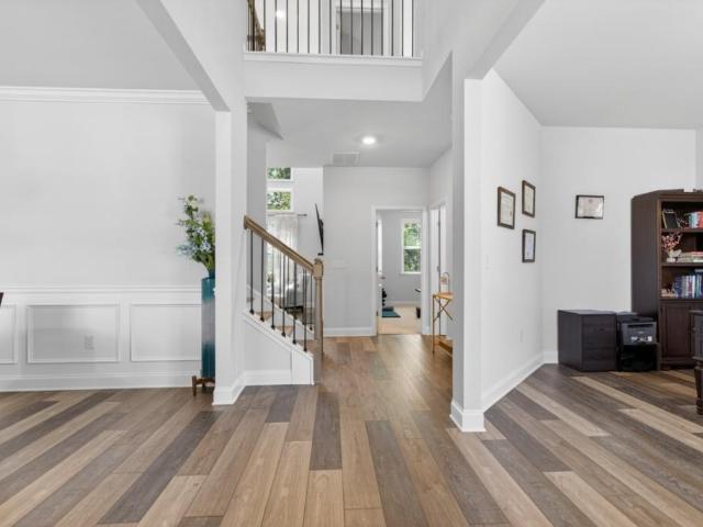3750 Deaton Trail