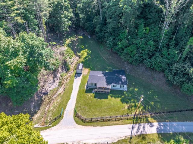 3750 Hunting Creek Road