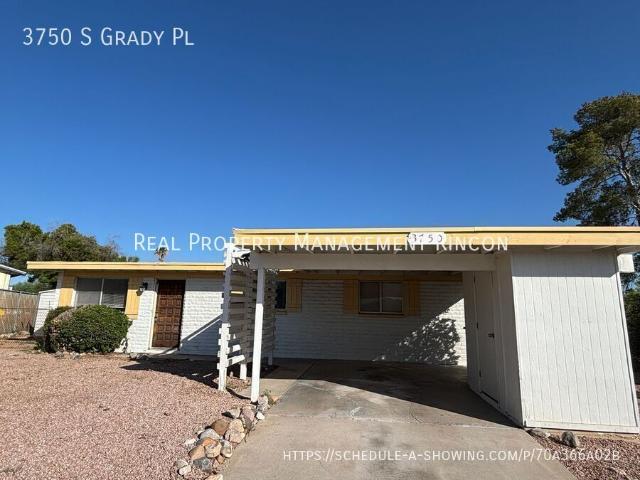 3750 S Grady Pl, 3 beds, 2 full baths