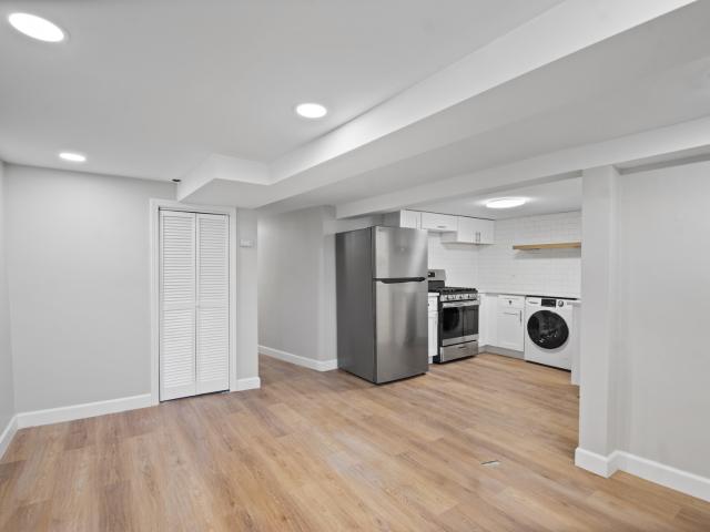 3751 N Clifton Ave, Unit CH1, Chicago, IL 60613 | Compass