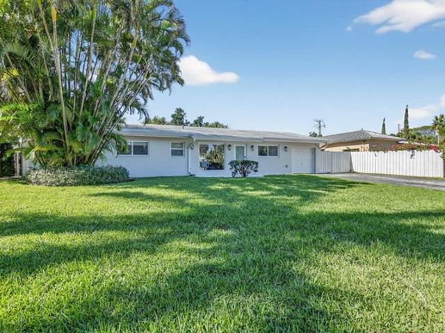 3751 NE 5th Ave, Boca Raton, FL 33431
