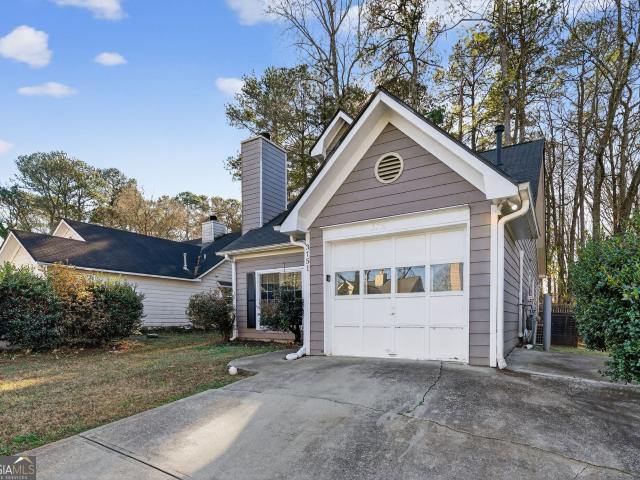 3751 Oakwood Manor Ct, Decatur, GA 30032 | MLS #10666 | Compass