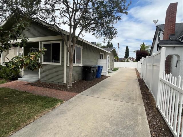 3751 Briscoe St, Riverside, CA 92506 | MLS #SW26082 | Compass