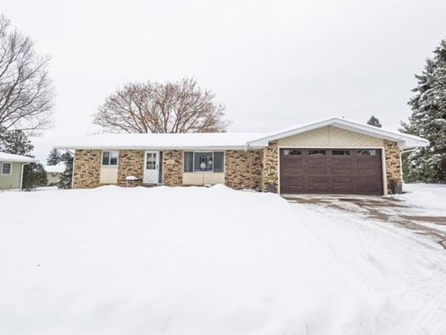3751 Delavel St, Kieler, WI 53812
