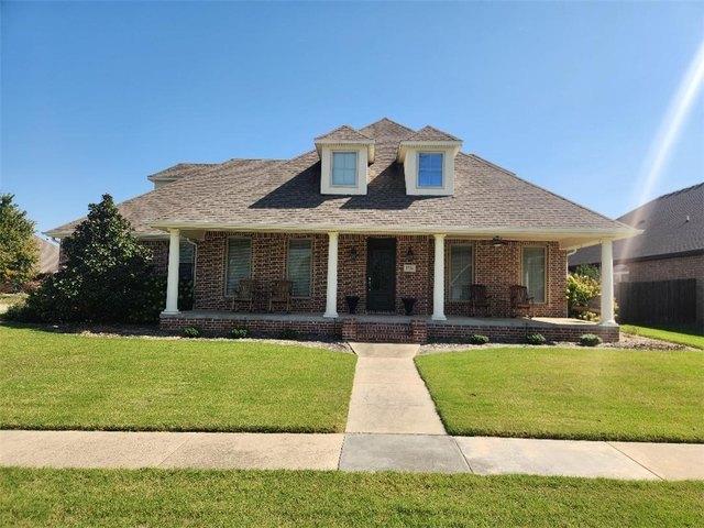 3751 E Spyglass Hill Dr, Fayetteville, AR 72701