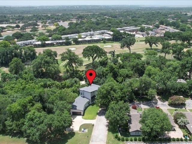 3751 Stoney Creek Ct, Fort Worth, TX 76116
