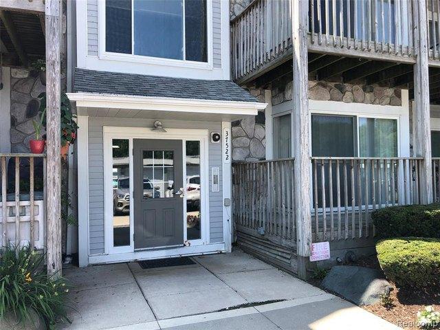 37522 Jefferson Ave Apt 103, Harrison Township, MI 48045