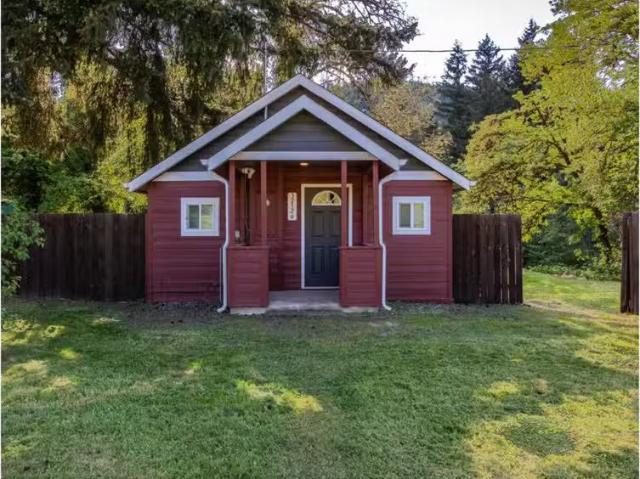 37526 ROW RIVER RD, DORENA, OR 97434 Single Family Residence F.