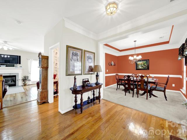 3752 Leela Palace Way