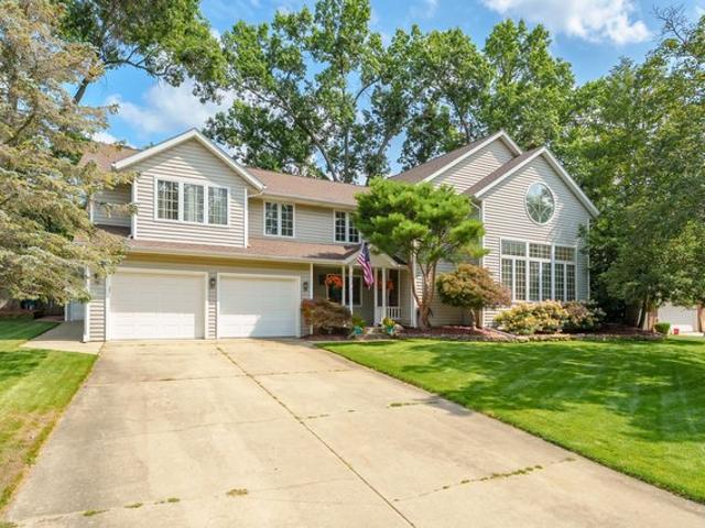 3752 Pine Tree Ter, Portage, MI 49024