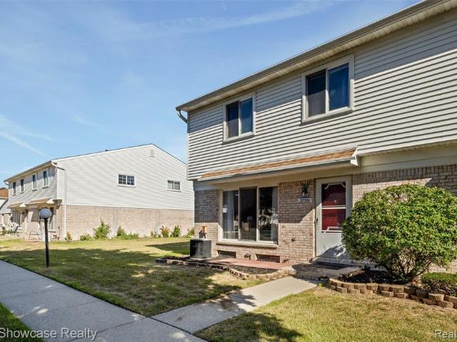 37531 N Colonial Drive