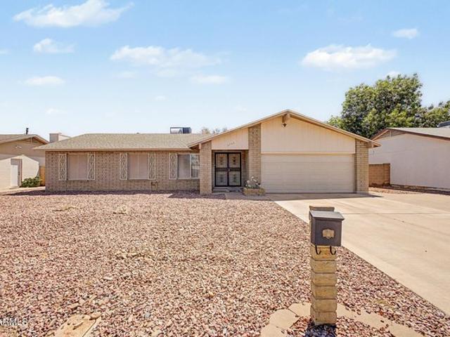 3753 W Dalphin Rd, Phoenix, AZ 85051