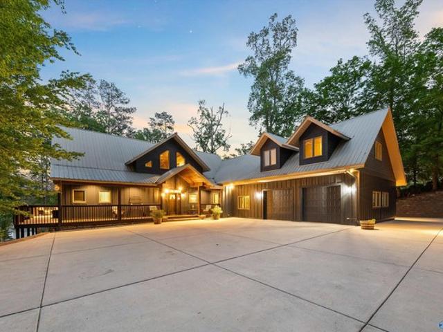 375 Adelines Way, Scottsboro, AL 35769