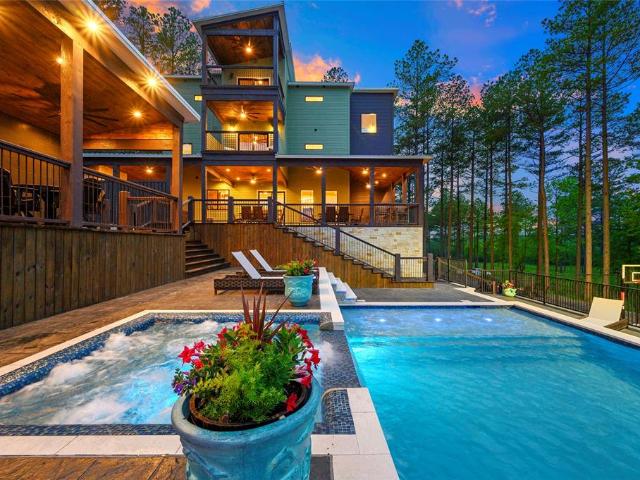 375 Boulder Way