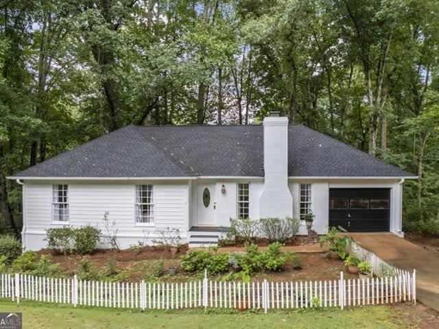 375 Brookstone Dr, Athens, GA 30605