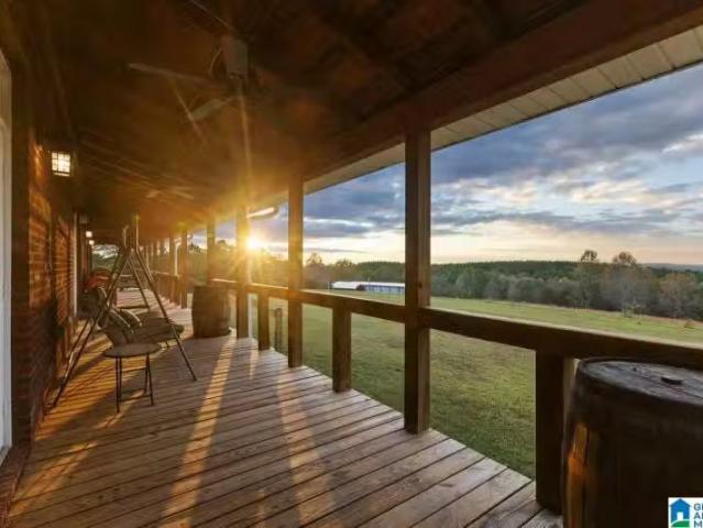 375 ELMER DEMPSEY DR, ONEONTA, AL 35121 Single Family Residenc.