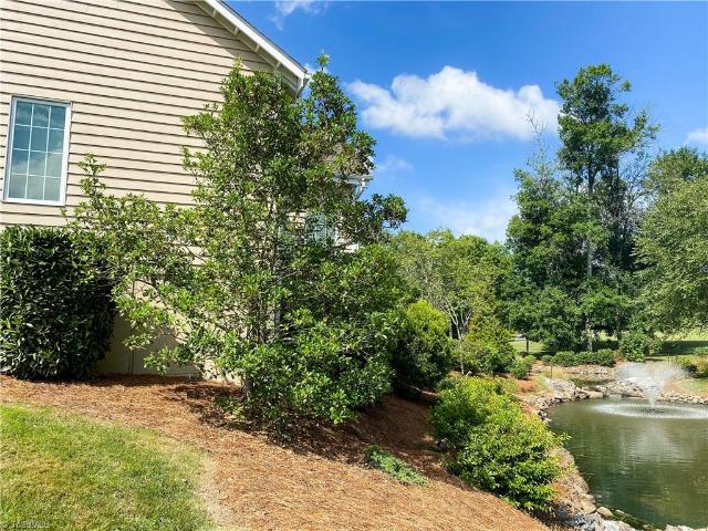 375 Hollybrook Drive