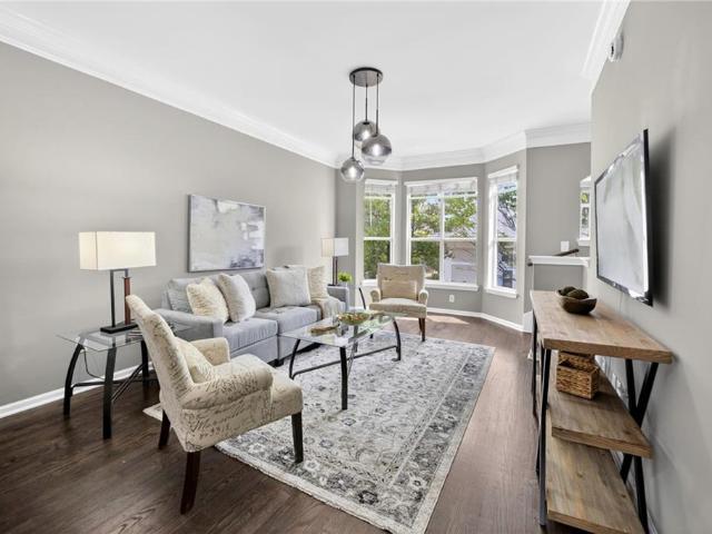 375 Highland Avenue NE 803