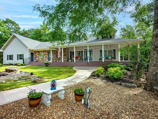 375 Lake Shore Dr W, Higden, AR 72067