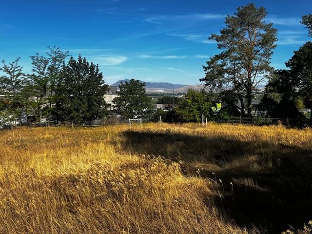 375 N 400 E, Hyde Park, UT 84318