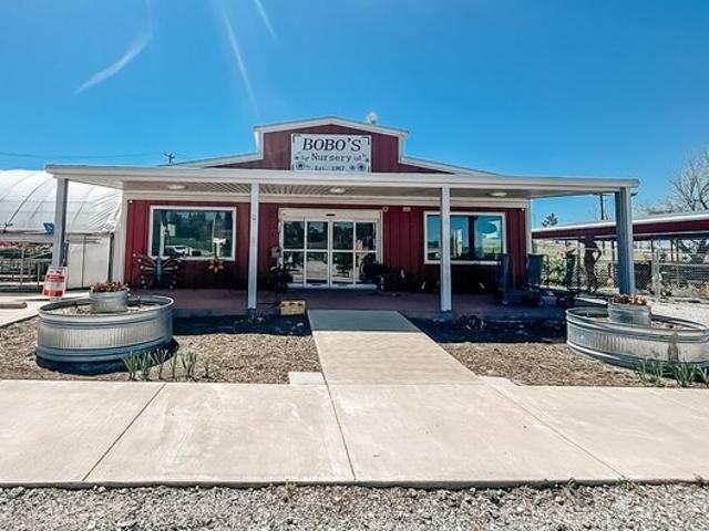 375 S Craigs Dr, Buffalo, TX 75831