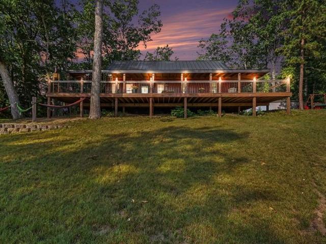 375 S Maple Rd, Branch, MI 49402