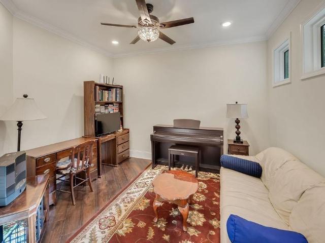 375 S McCollum Drive