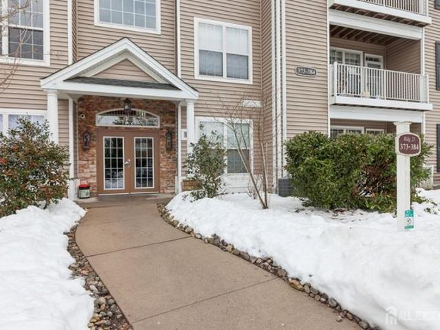 375 St Andrews Pl, Manalapan, NJ 07726